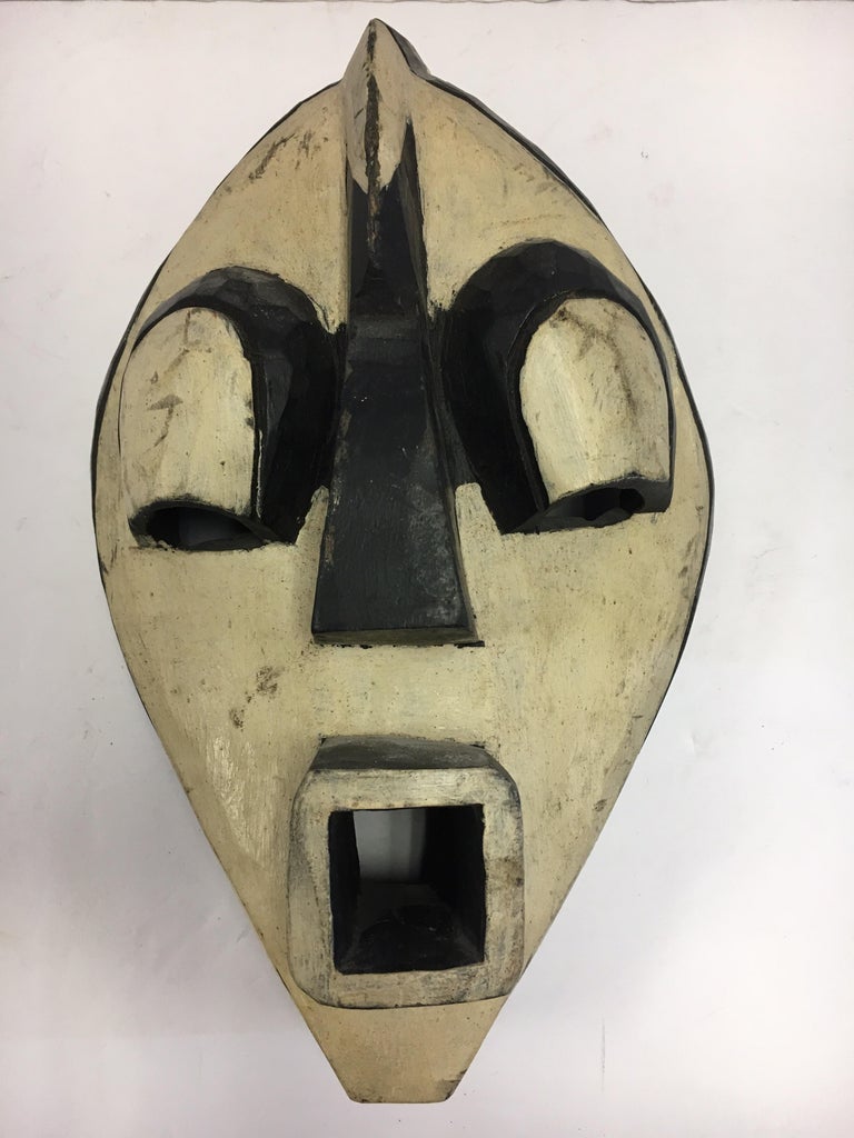 Decorative African Mid-Century Modern African Tribal Mask Folk Art ...
