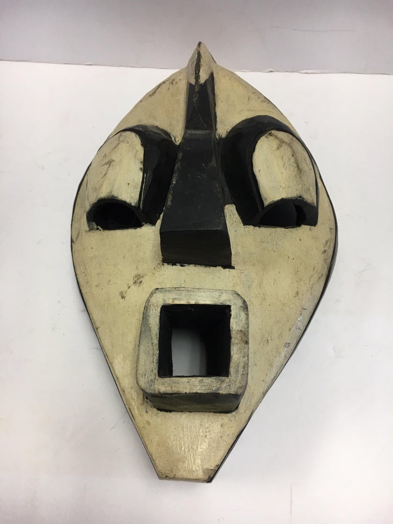 Decorative African Mid-Century Modern African Tribal Mask Folk Art ...