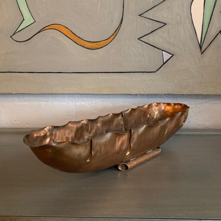 Decorative Arts and Crafts Hand-Hammered Copper Bowl For Sale at 1stDibs