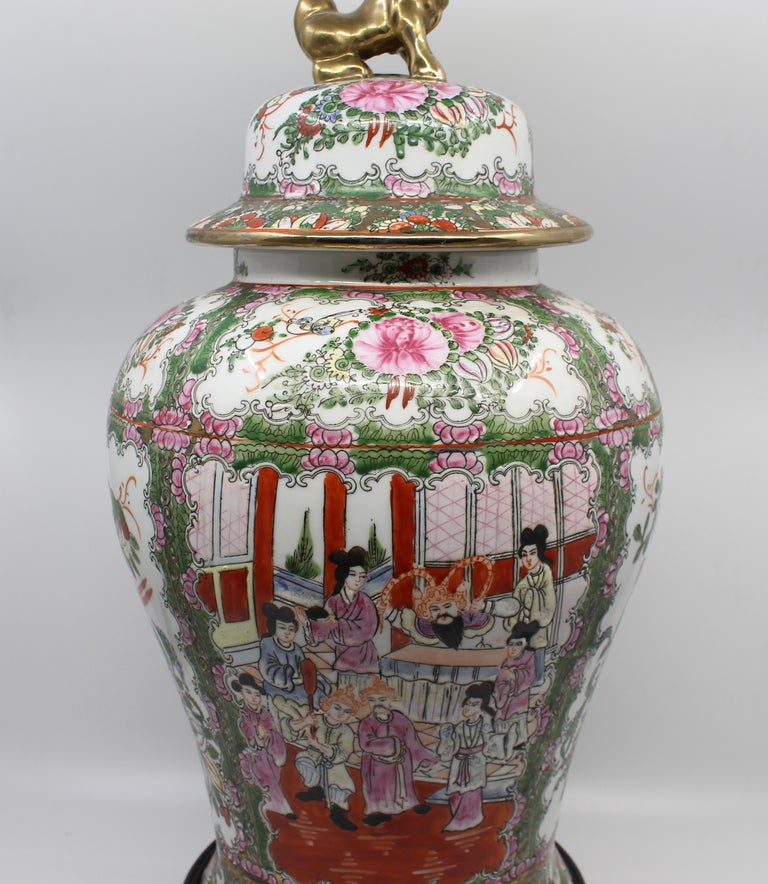 Decorative Chinese Lidded Baluster Vase on Stand For Sale at 1stDibs