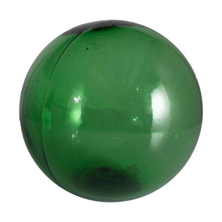 Decorative Green Orbe Decor For Sale at 1stDibs