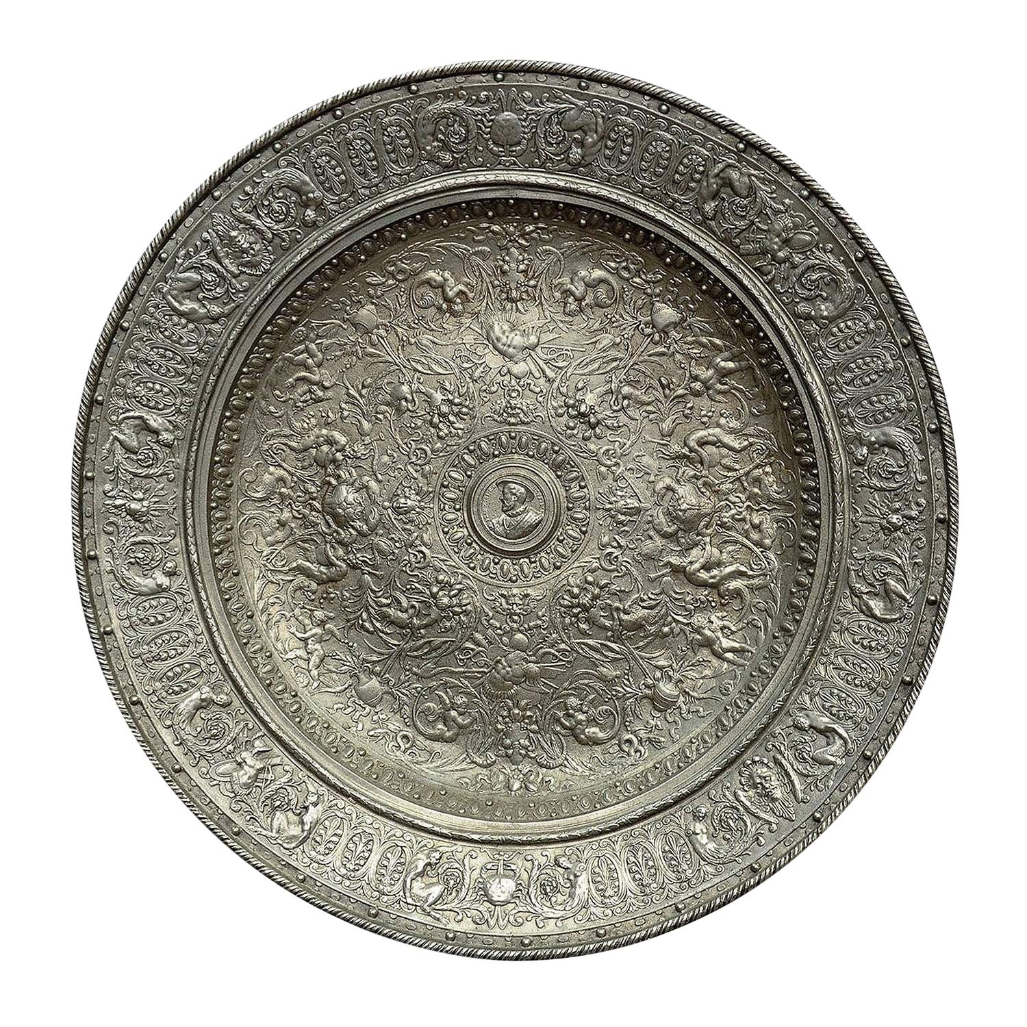 German Dinner Plates - 136 For Sale at 1stdibs