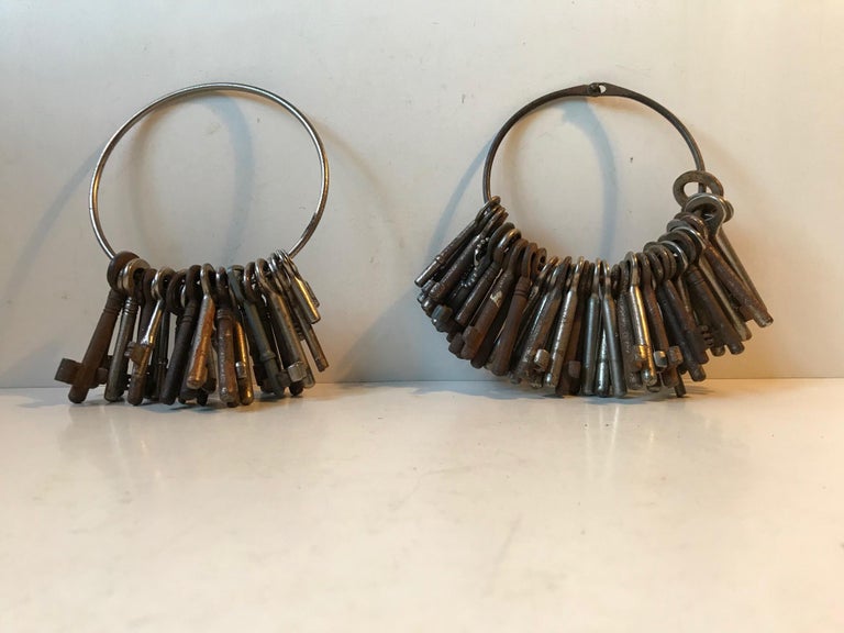 Decorative Mix of Antique and Vintage European Keys For Sale at 1stDibs