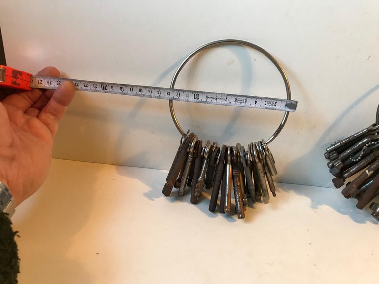 Decorative Mix of Antique and Vintage European Keys For Sale at 1stDibs