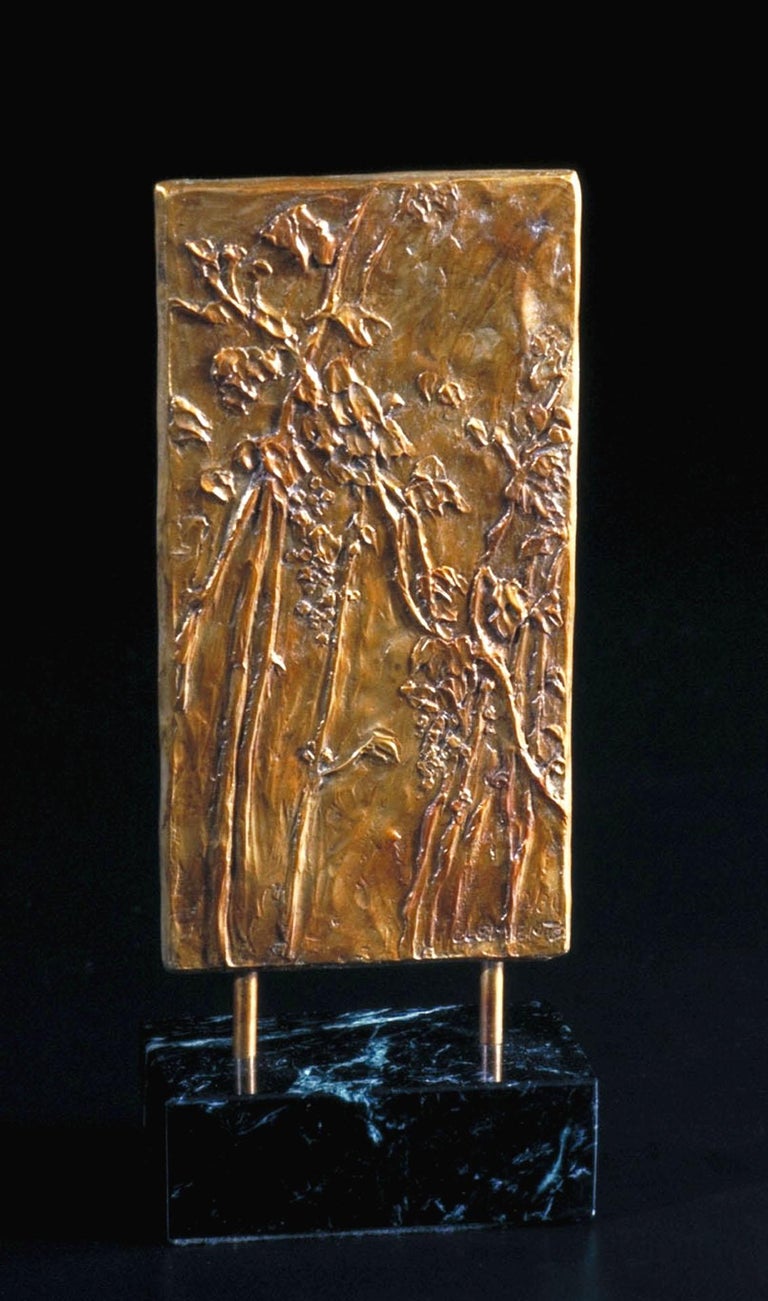 Dee Clements – Bambusschuhrelief aus Bambus im Angebot bei 1stDibs