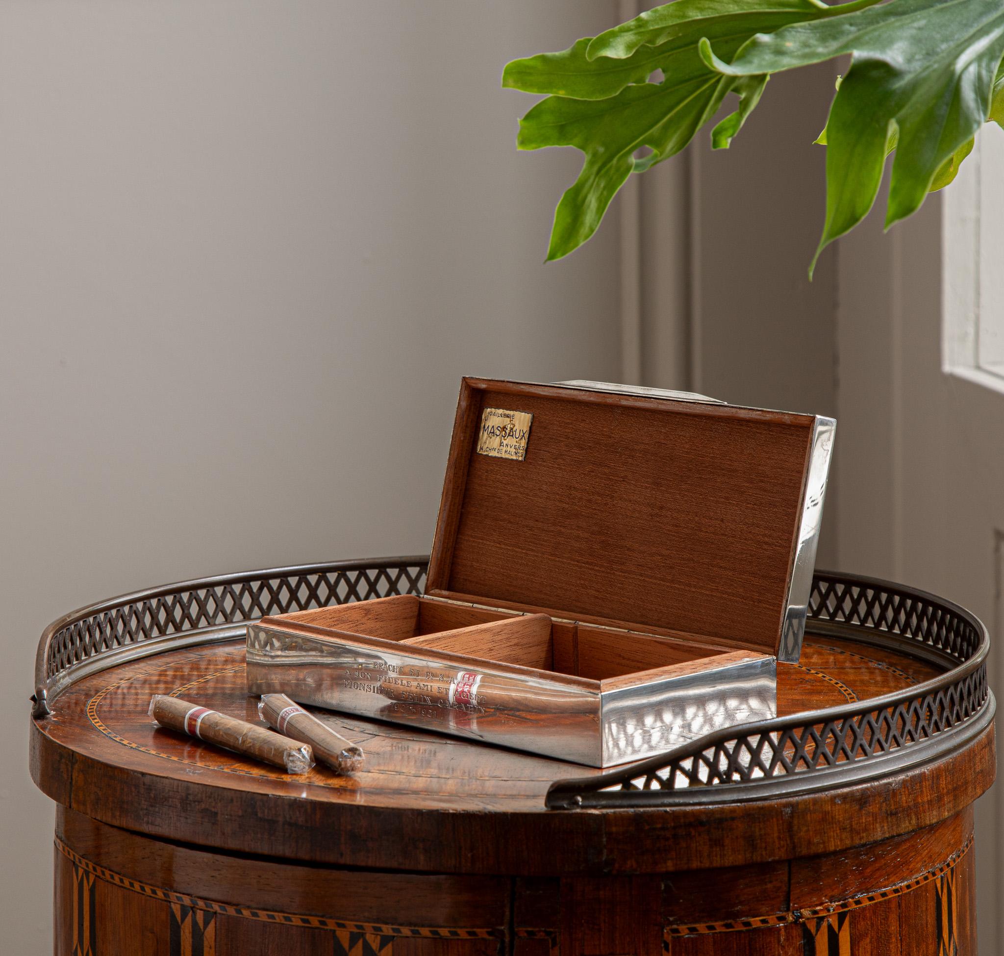 Delheid Frères - Silver Cigar / Cigarette Box (835er) For Sale at 1stDibs