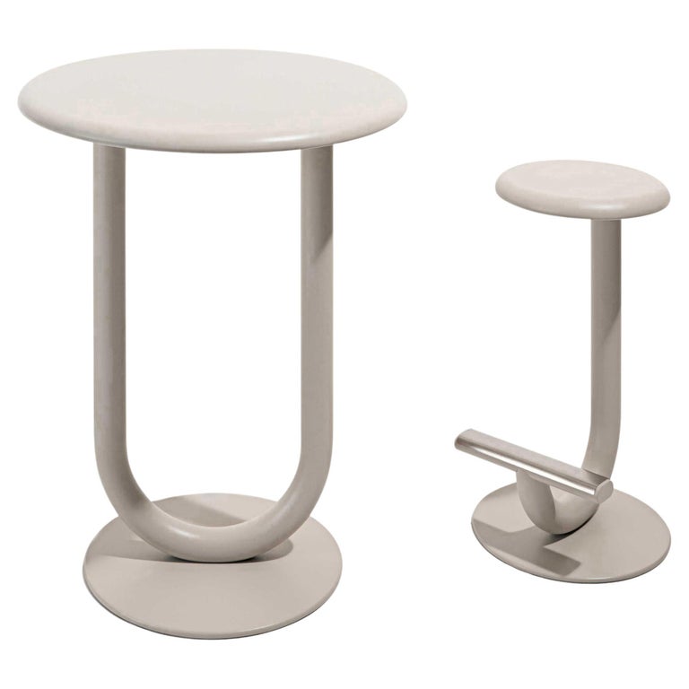 Desalto Strong Bar Table with Stool Designed by Eugeni Quitllet For ...