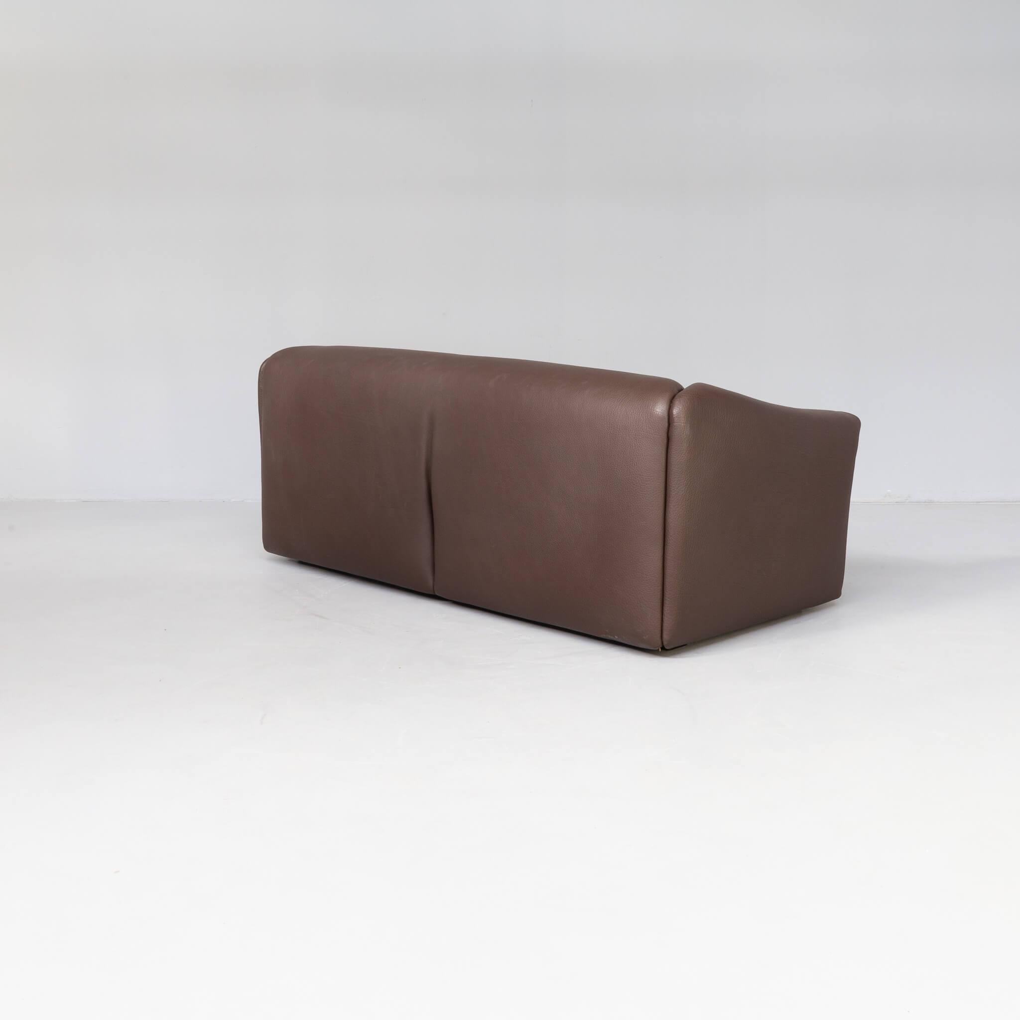 DeSede “DS47” leather two seat sofa and hocker For Sale at 1stDibs