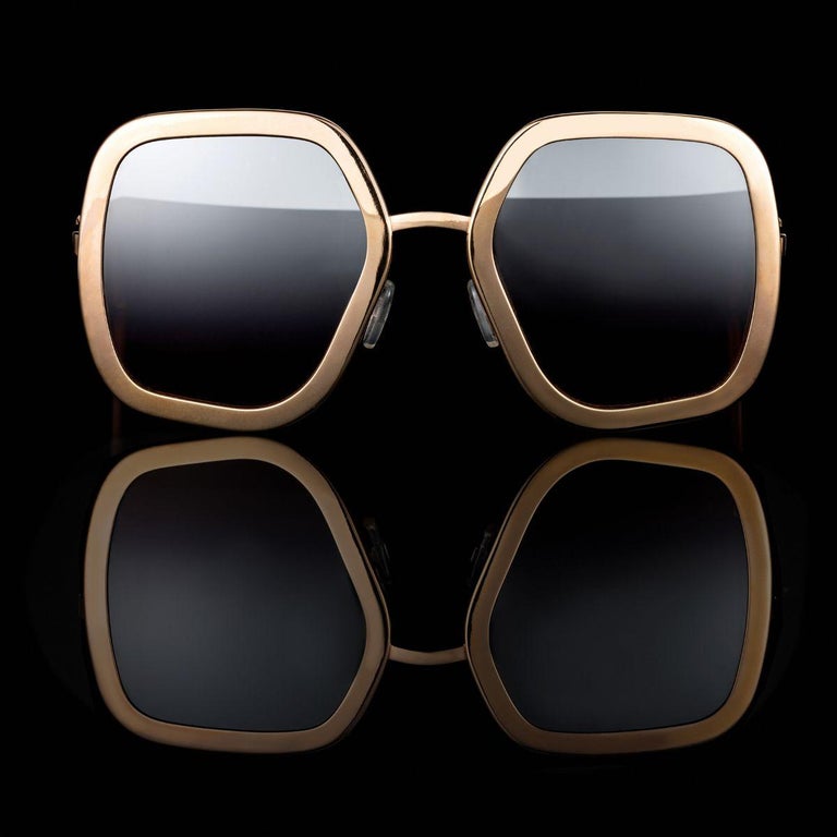 Design Fashion Sunglasses in 18 Karat Rose Gold For Sale at 1stDibs