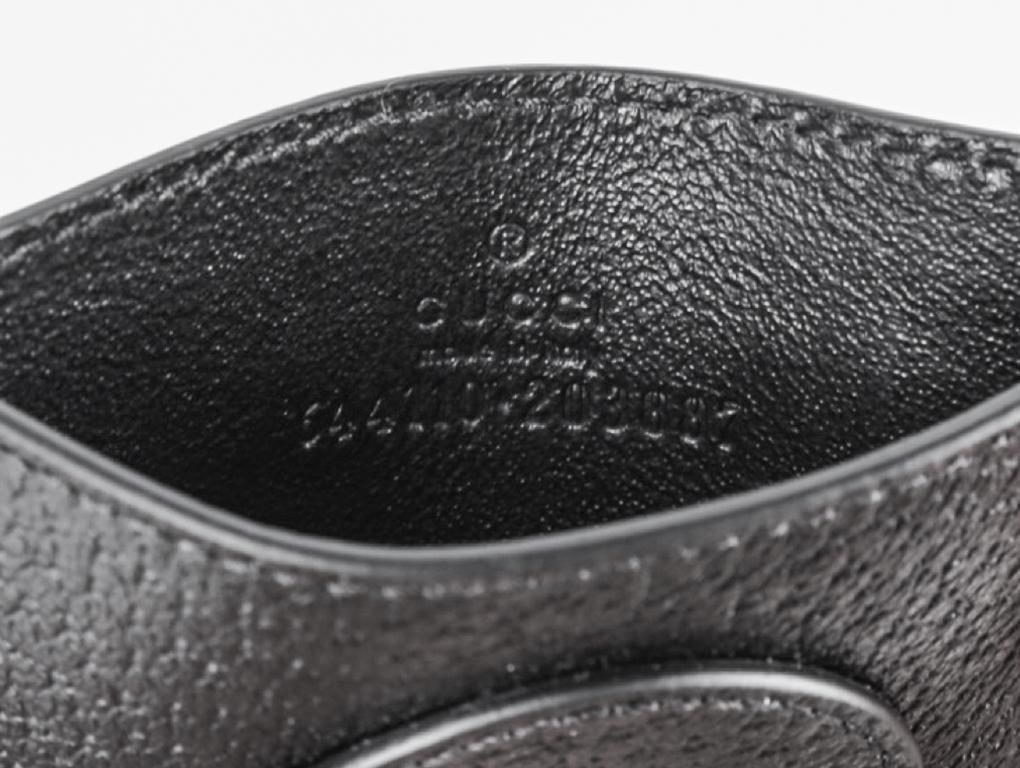 Designer GUCCI Credit Card Slip For Sale at 1stDibs | gucci controllato ...