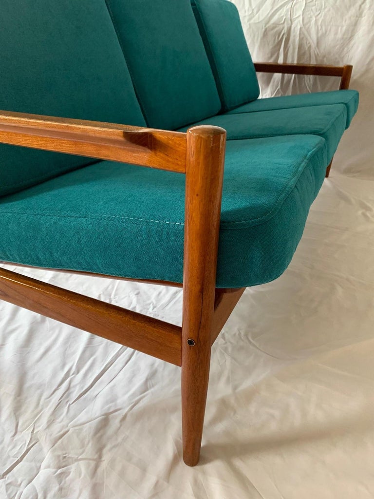 Designer Sofa Børge Jensen and Sønner, Denmark, 1960s For Sale at 1stDibs