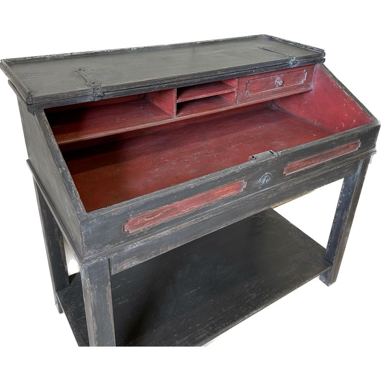 Lectern-style Desk with hinged Lid, Grey and Red, 19th Century For Sale ...
