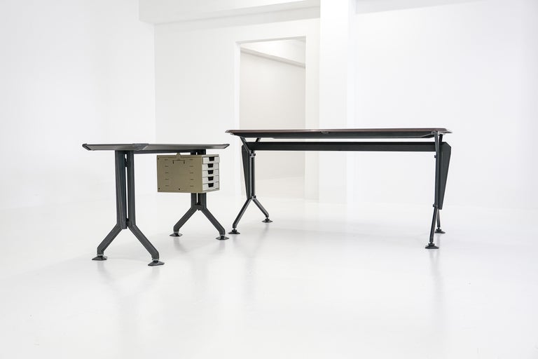 Desk Arco 'Arredamenti Metallici Serie "Arco"' by Studio BBPR for ...