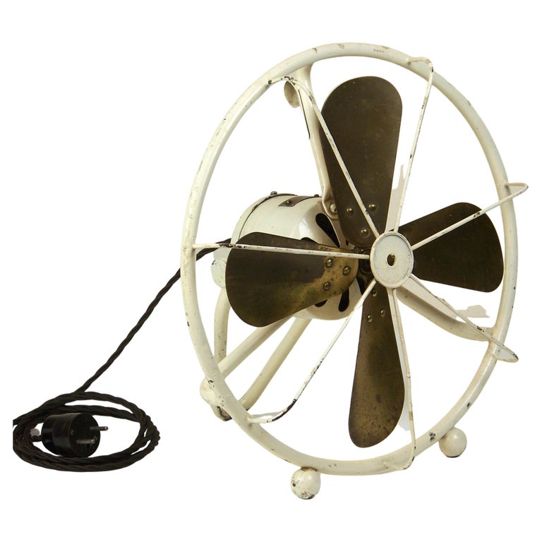 Desk Fan AEG VER30, Germany, circa 1930 at 1stDibs