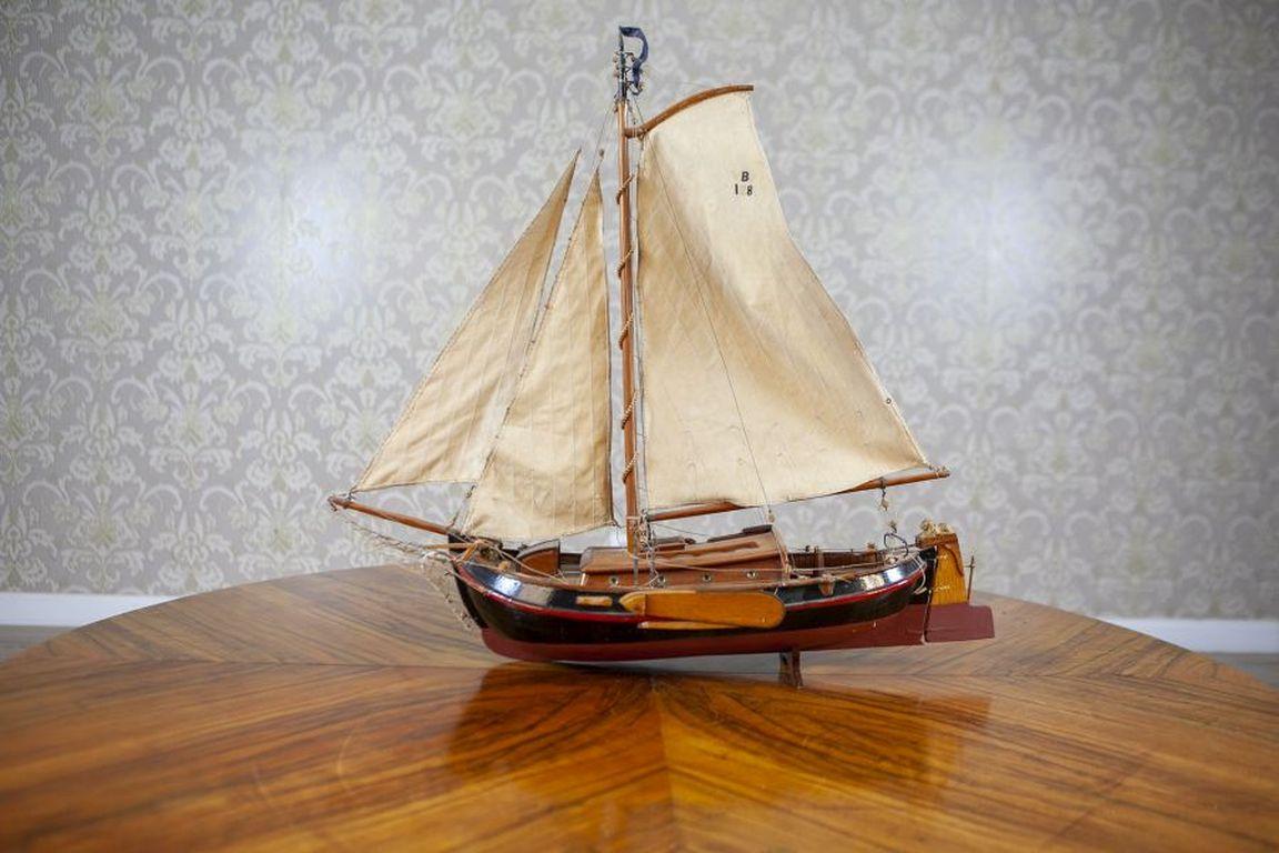 Detailed Wooden Model of Dutch Sailing Ship From the 1930s-1940s at 1stDibs
