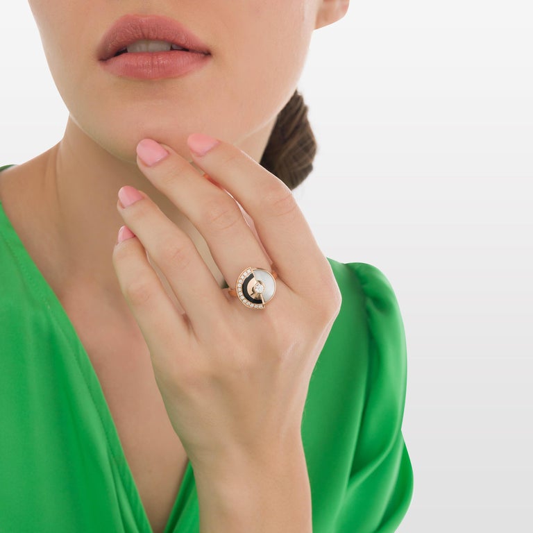 Dial-up Diamond Ring For Sale at 1stDibs