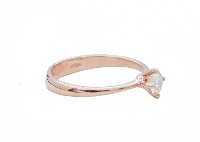 Diamond, 18 Karat Rose Gold Solitaire Ring For Sale at 1stDibs