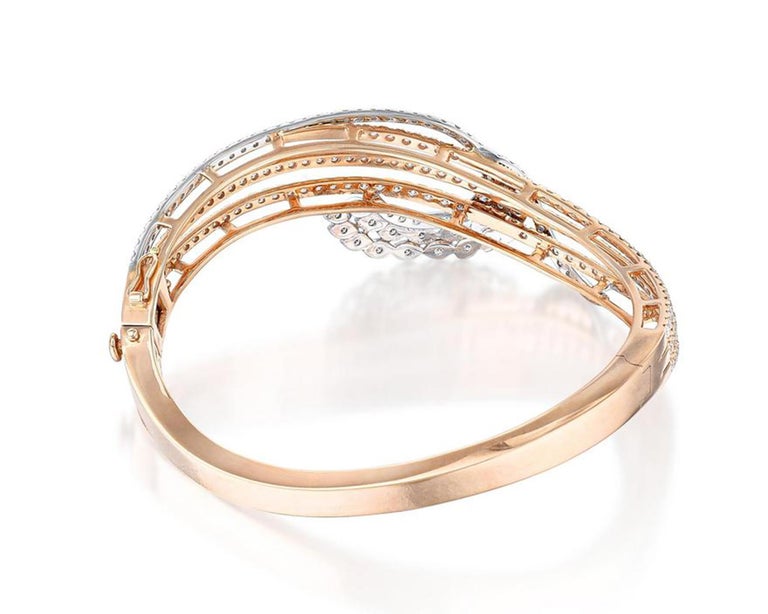 Diamond 18 Karat Two-Tone Gold Bangle For Sale at 1stDibs