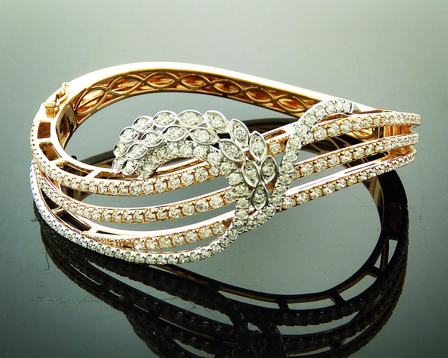 Diamond 18 Karat Two-Tone Gold Bangle For Sale at 1stDibs | diamond ...