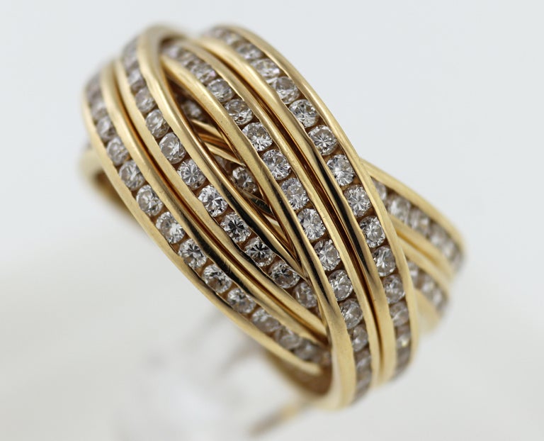 Diamond, 18k Yellow Gold Rolling Ring For Sale at 1stDibs