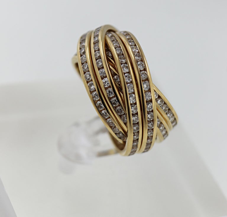 Diamond, 18k Yellow Gold Rolling Ring For Sale at 1stDibs