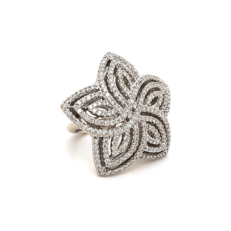 Diamond Abstract Flower Design Gold Ring For Sale at 1stDibs