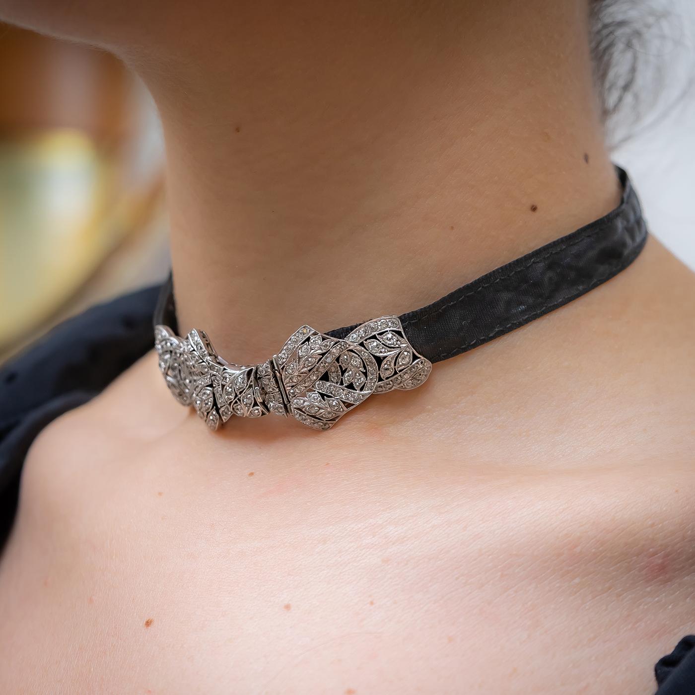 Diamond and Platinum Bow Choker Necklace, circa 1930 For Sale at 1stDibs