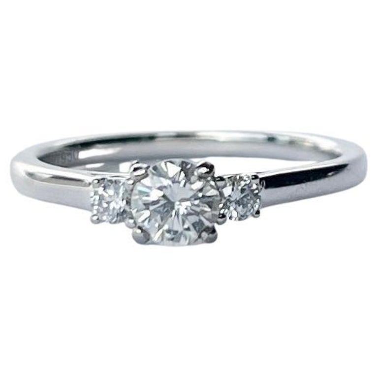 Diamond and Platinum Three-Stone Ring For Sale at 1stDibs