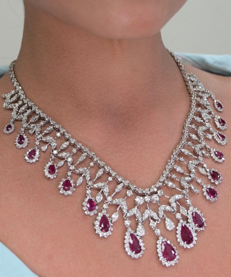 Diamond and Ruby Necklace For Sale at 1stDibs
