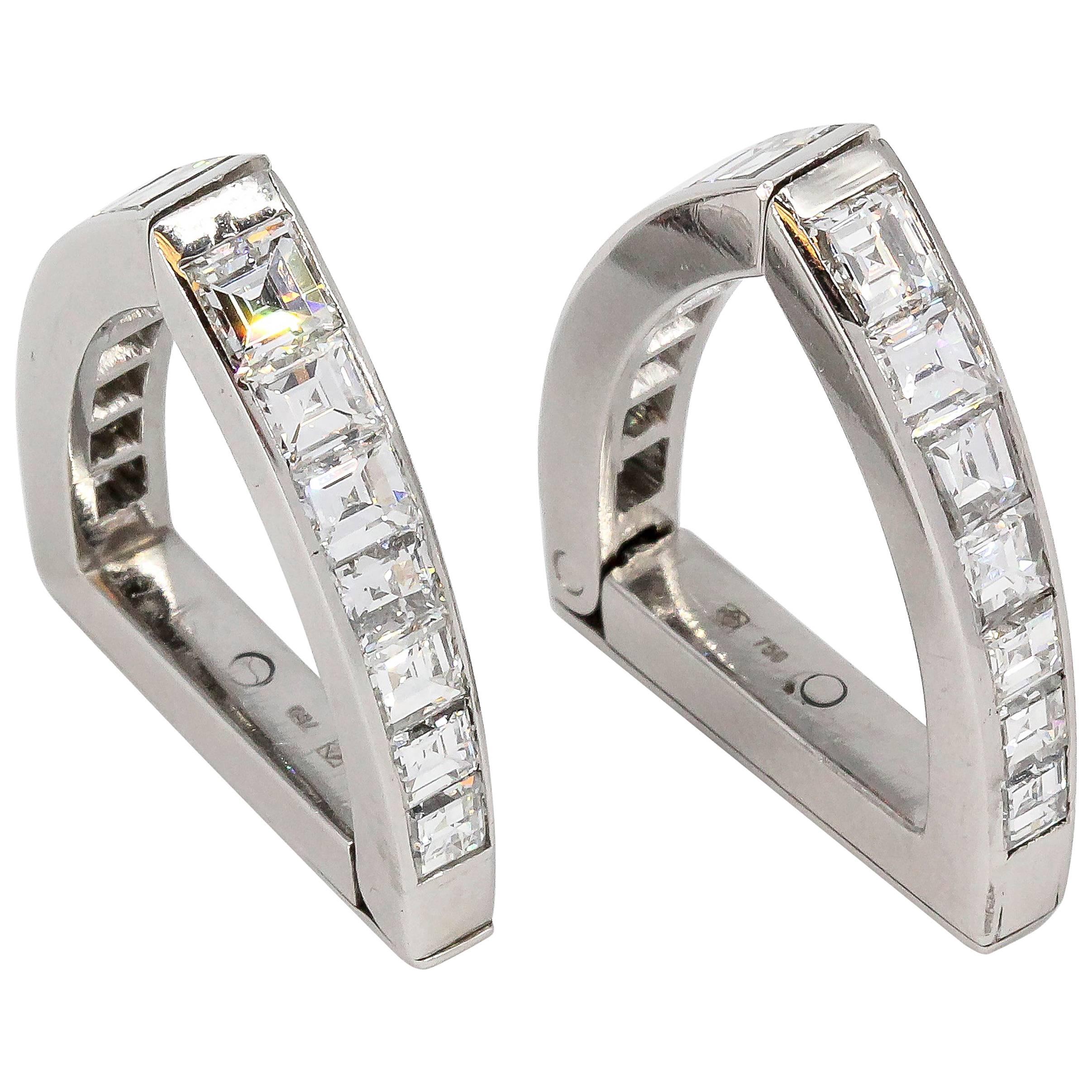 Diamond and White Gold Triangle Wrap-Around Cufflinks at 1stDibs