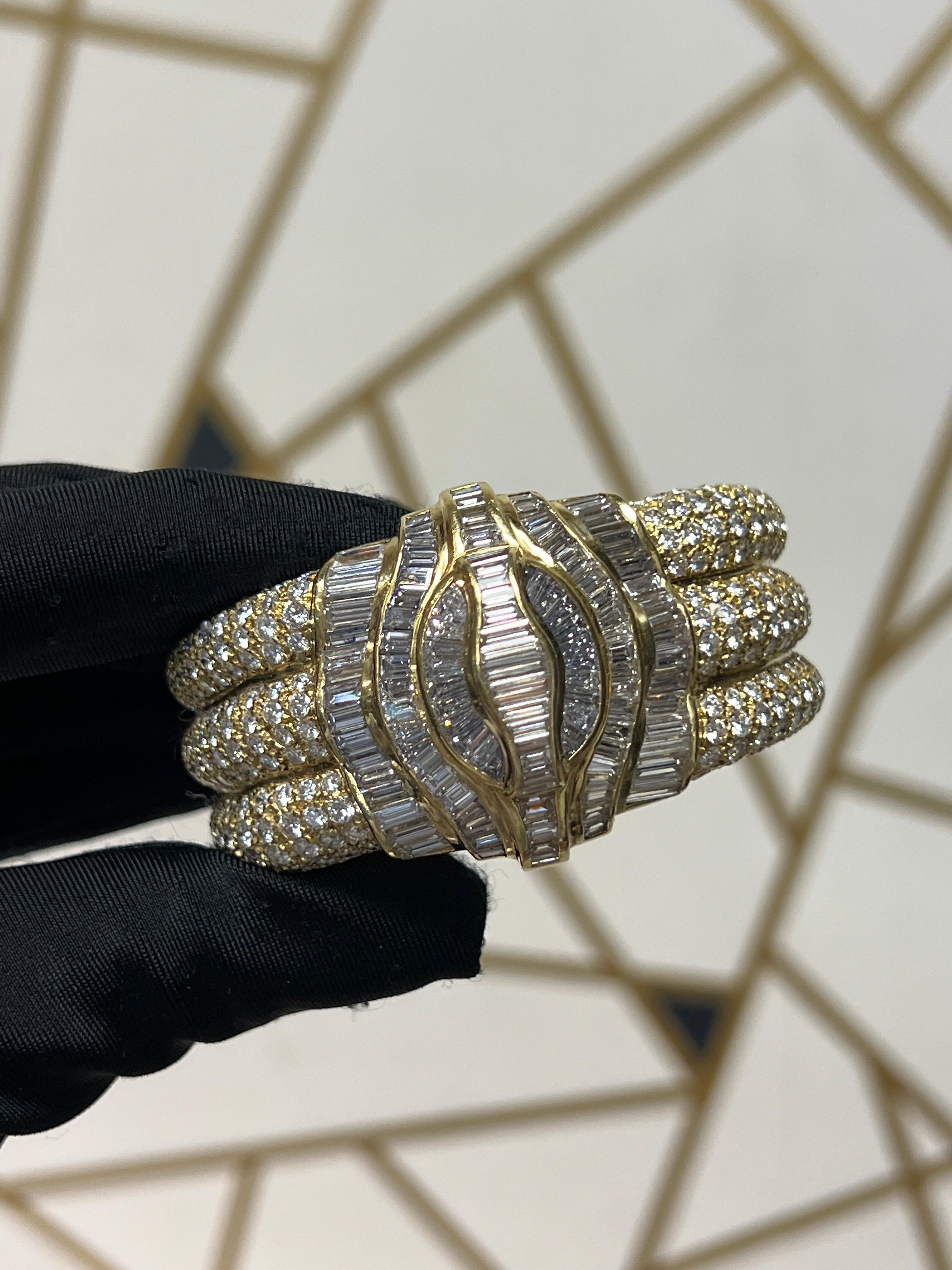 Diamond Bangle For Sale at 1stDibs