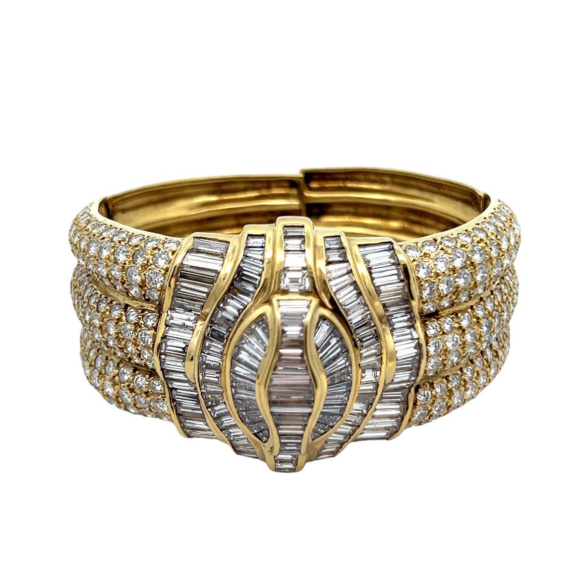 Diamond Bangle For Sale at 1stDibs