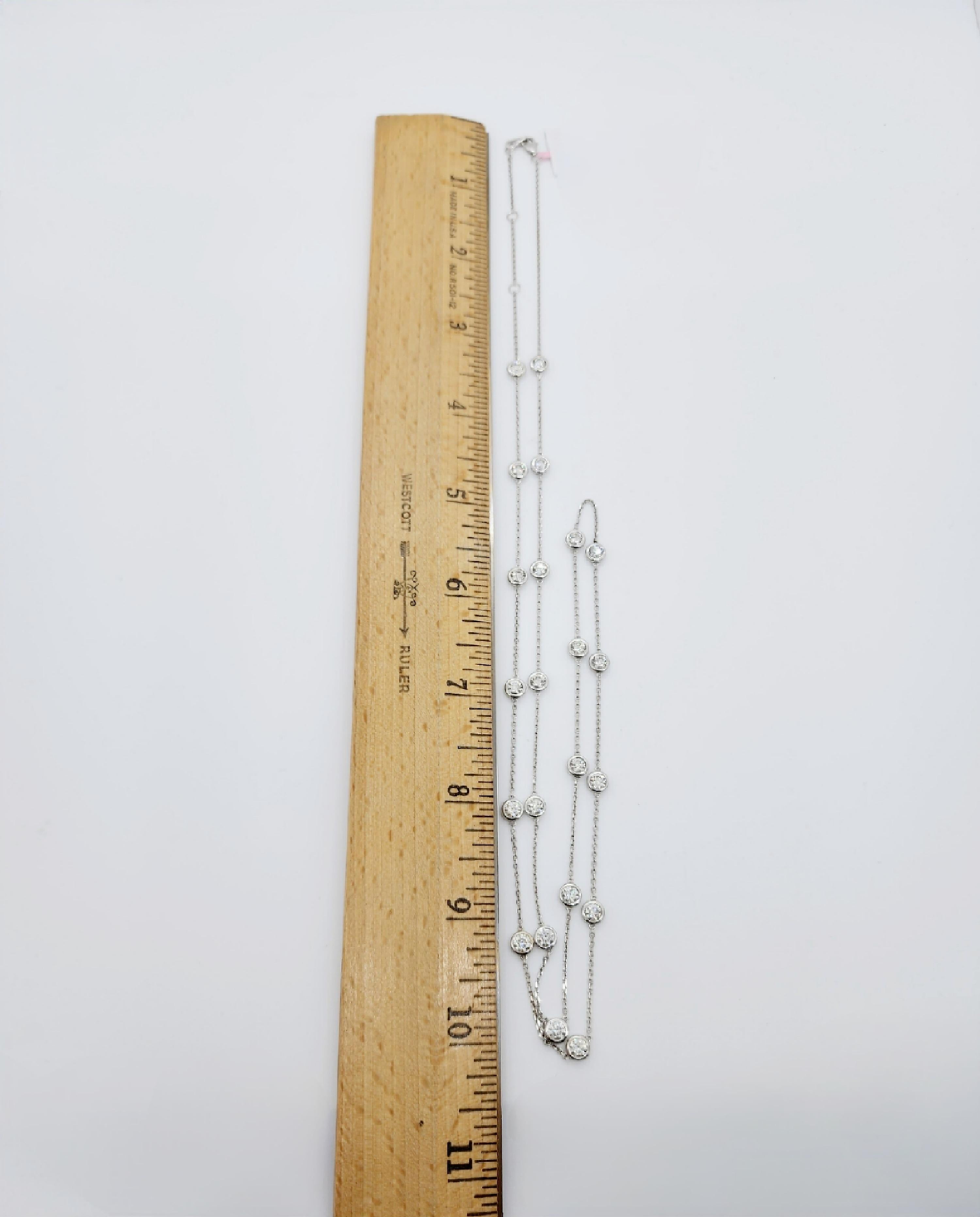 Diamond Bezel Chain Necklace For Sale at 1stDibs