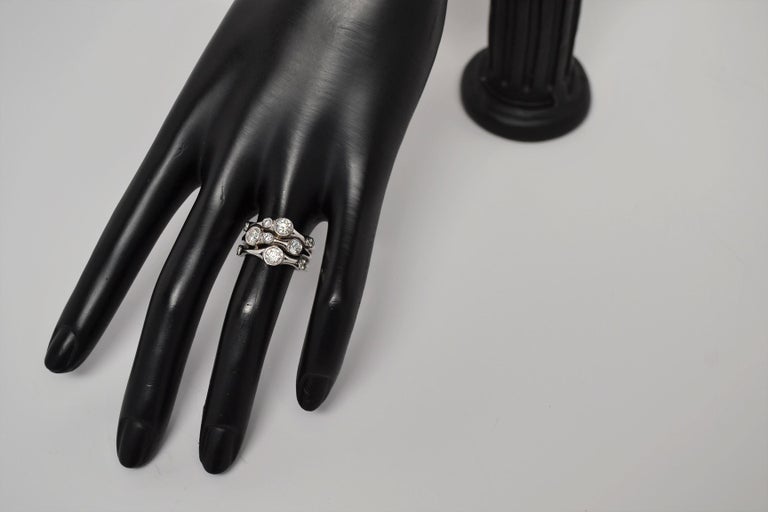 Diamond Bubble Ring Set in 14K White Gold, 1.38 Carats For Sale at 1stDibs