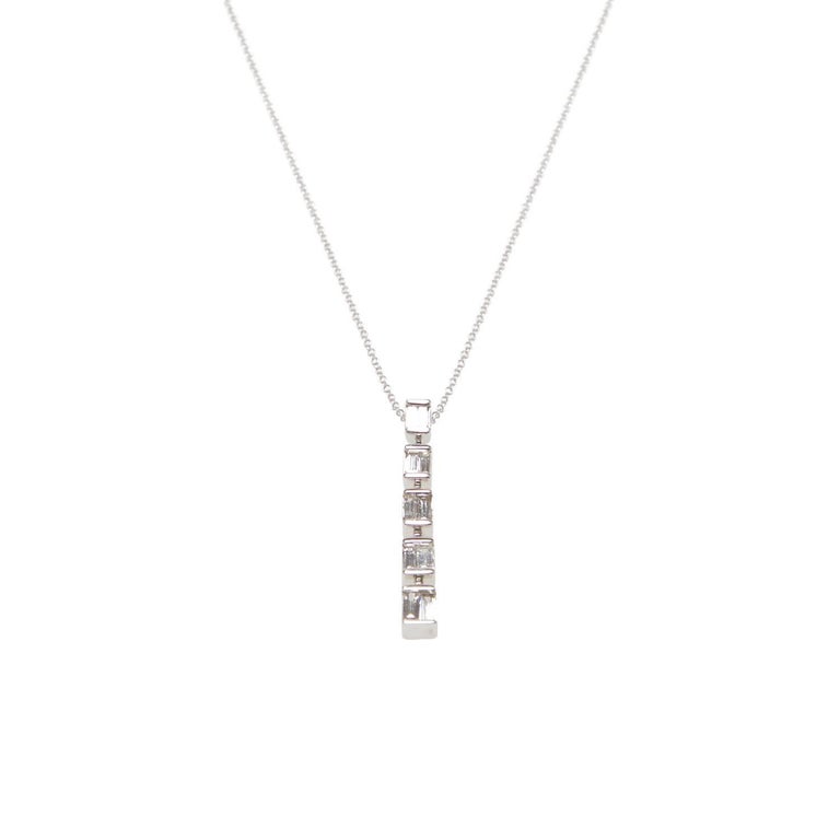 Diamond Column Pendant For Sale at 1stDibs