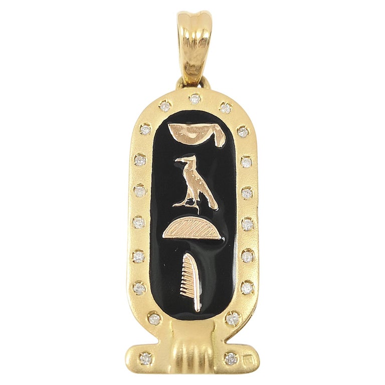 Diamond Double Sided Pendant Set in 18 Karat Gold Settings For Sale at ...