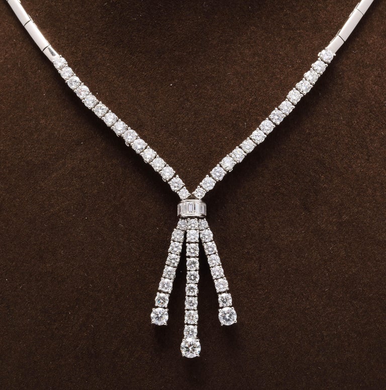 Diamond Drop Necklace For Sale at 1stDibs