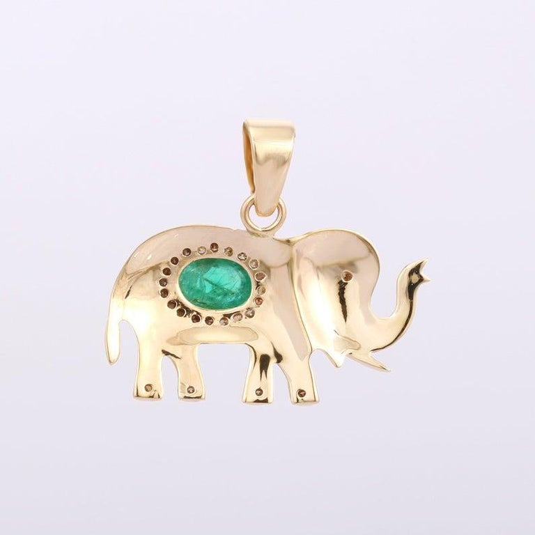 Diamond Emerald 14 Karat Gold Elephant Pendant Necklace For Sale at 1stDibs