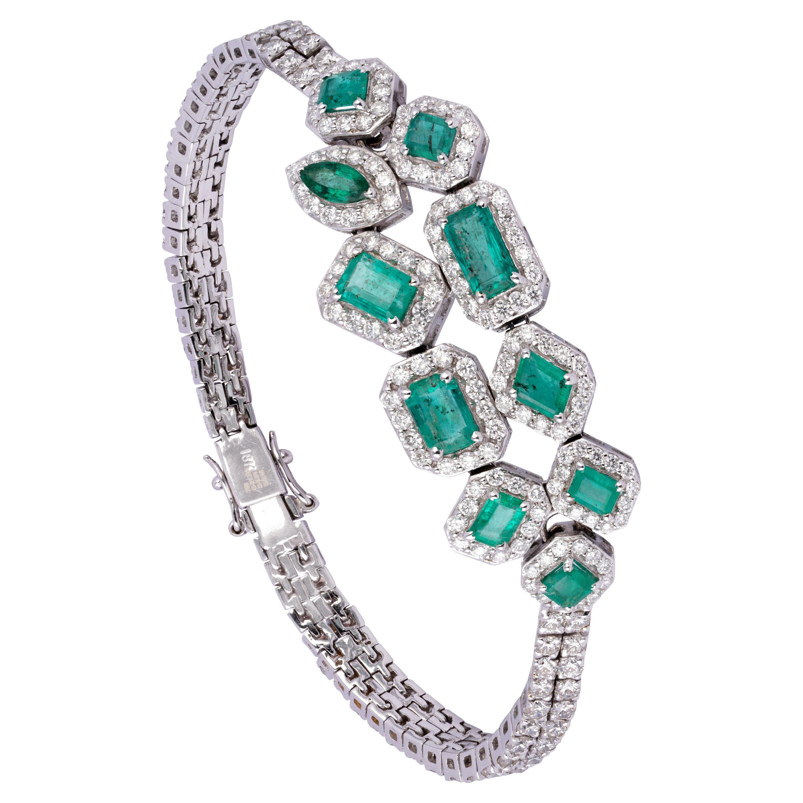 18k gold Diamond Emerald Bracelet For Sale at 1stDibs