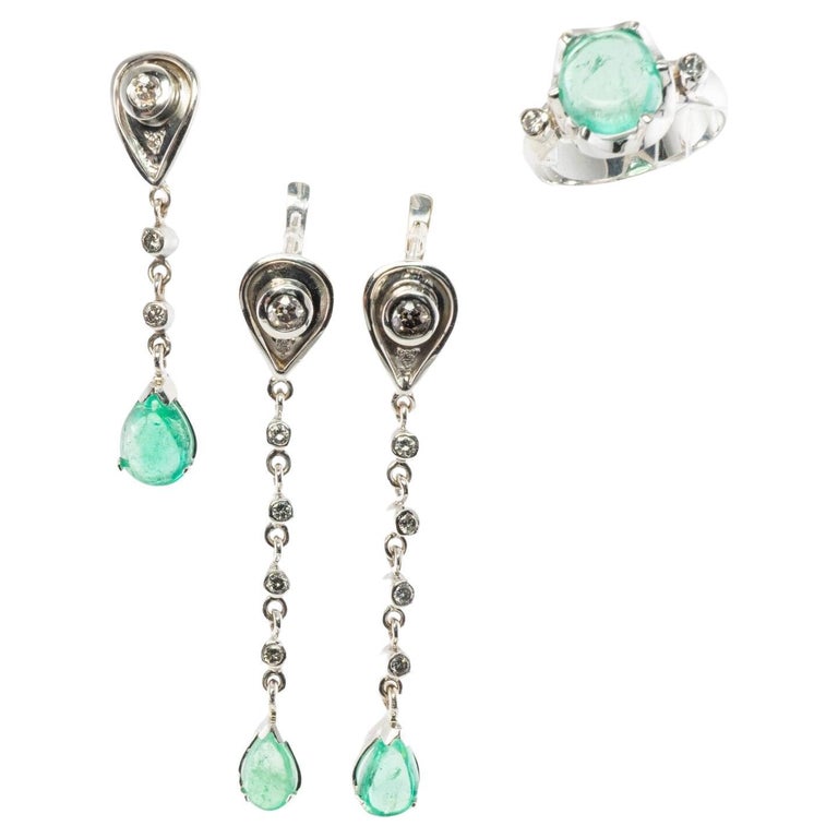 Diamond Emerald Earrings Ring Pendant Set 18K White Gold For Sale at ...