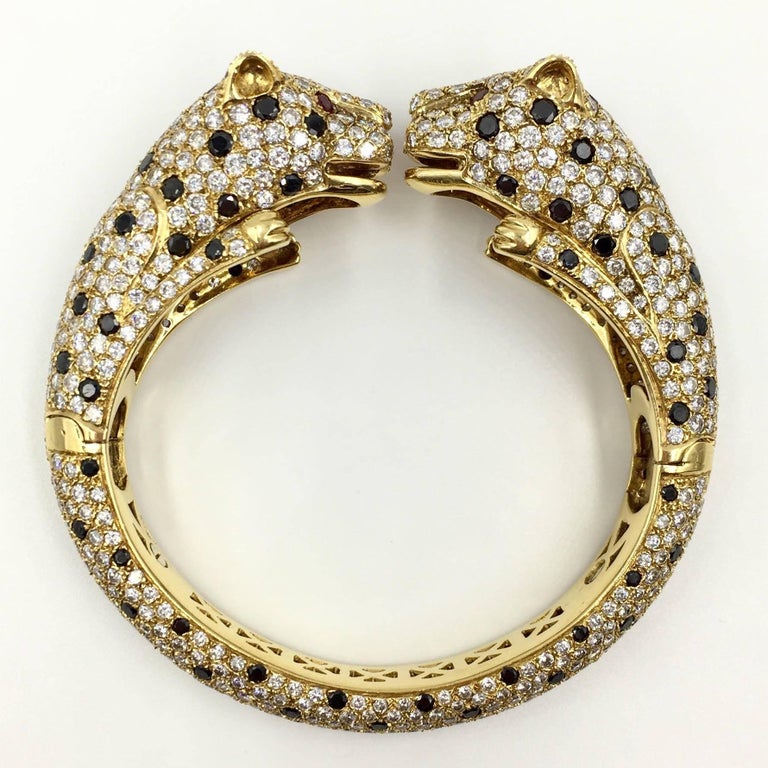 Diamond Encrusted Cheetah Cuff 18 Karat Yellow Gold Bracelet at 1stDibs