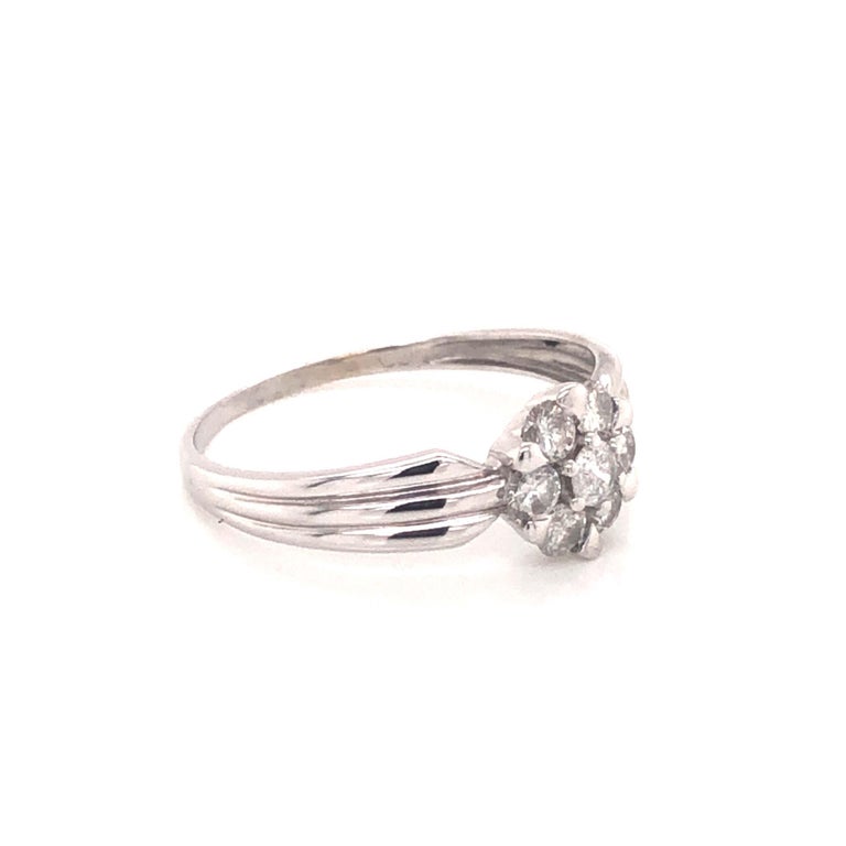 Diamond Flower Promise Ring, 14k White Gold For Sale at 1stDibs