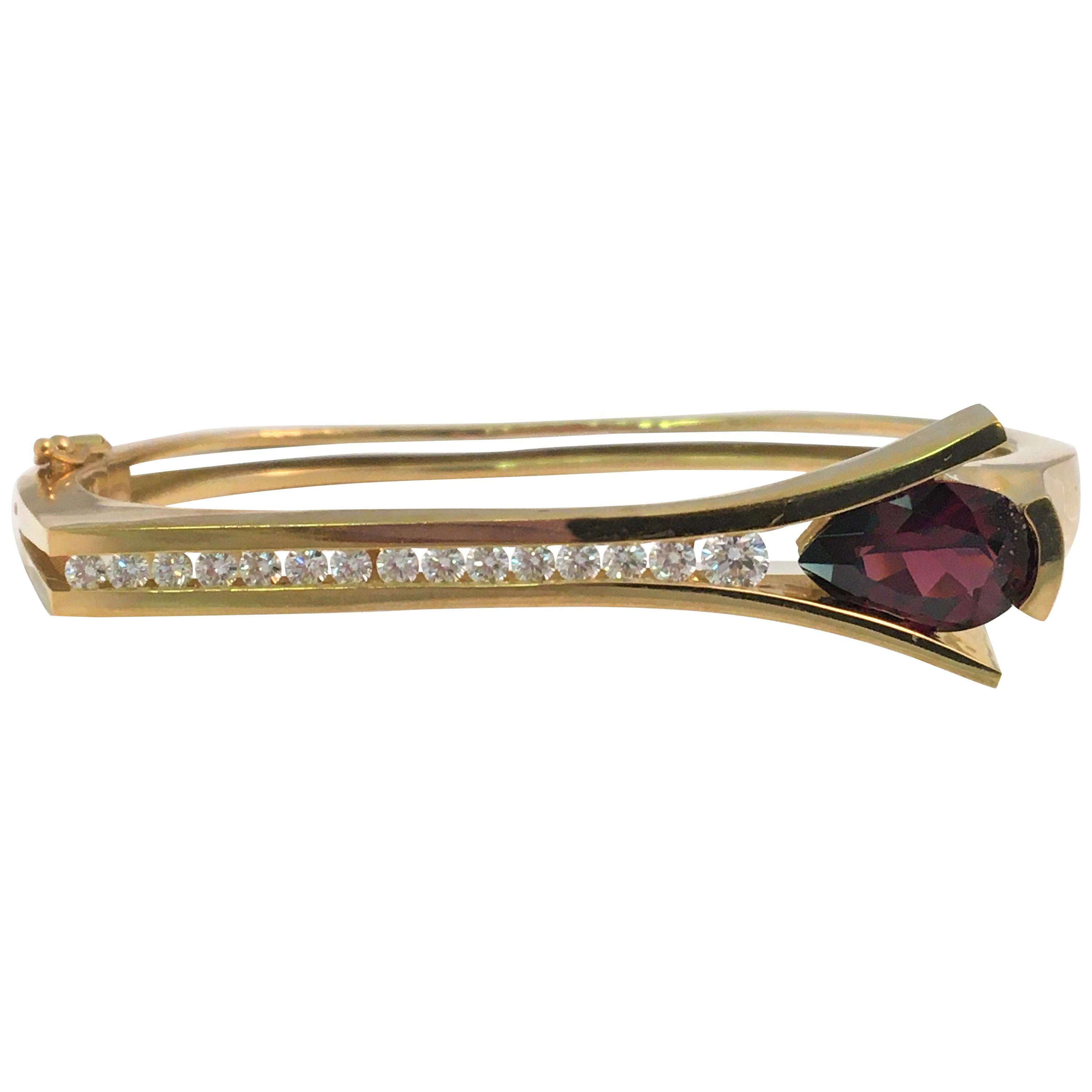 Antique Victorian Garnet Diamond Twisted 18 Karat Bangle Bracelet at ...