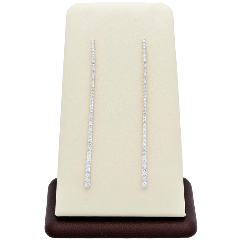 Diamond Graduated Line Earrings For Sale at 1stDibs