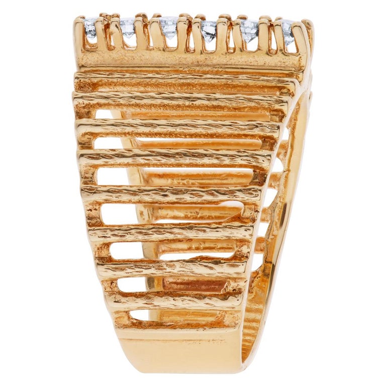 Diamond Line Ring in 14k Yellow Gold For Sale at 1stDibs