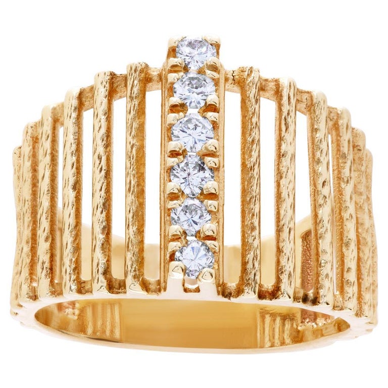 Diamond Line Ring in 14k Yellow Gold For Sale at 1stDibs