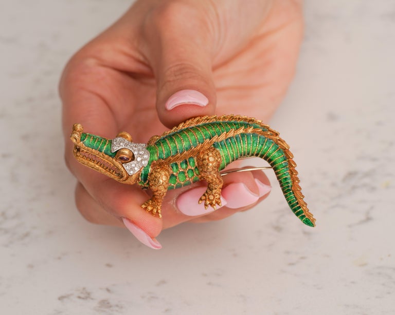 Diamond, Ruby and Enamel Alligator Pin Brooch, 18 Karat Gold For Sale ...