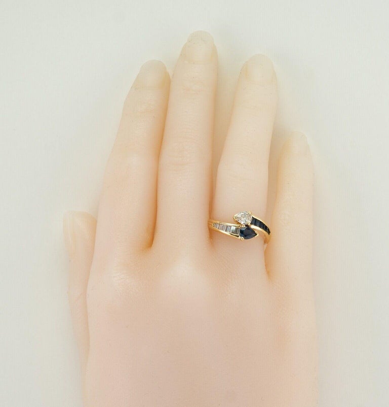 Diamond Sapphire Ring Bypass 18K Gold CCC For Sale at 1stDibs