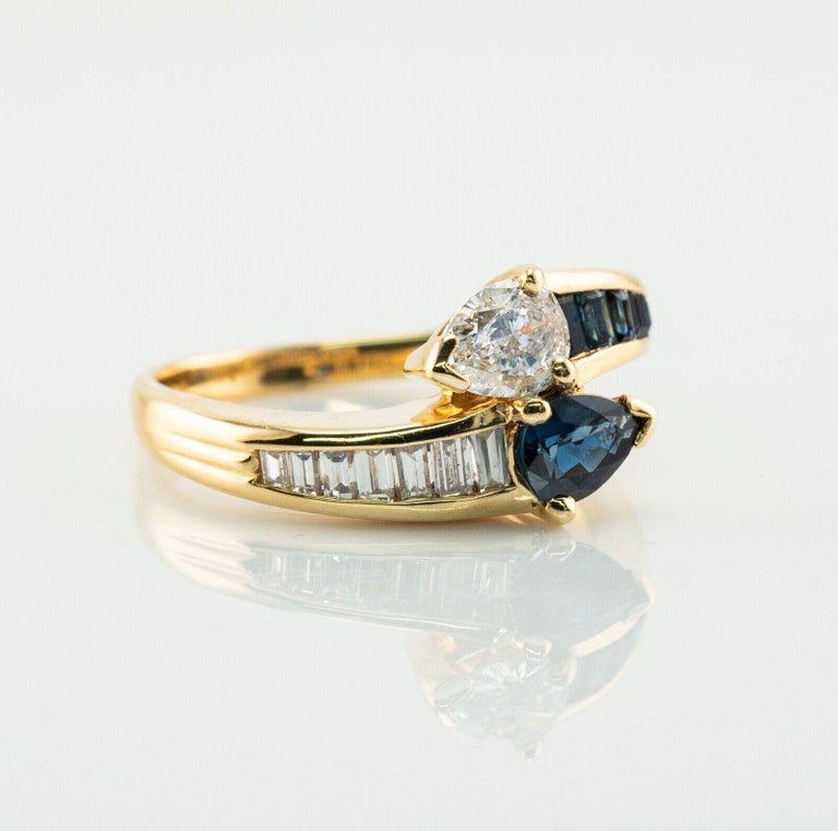 Diamond Sapphire Ring Bypass 18K Gold CCC For Sale at 1stDibs
