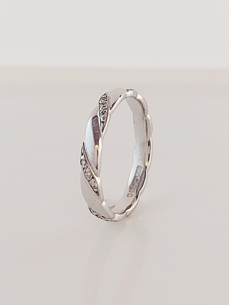 Diamond Set Band Ring For Sale at 1stDibs